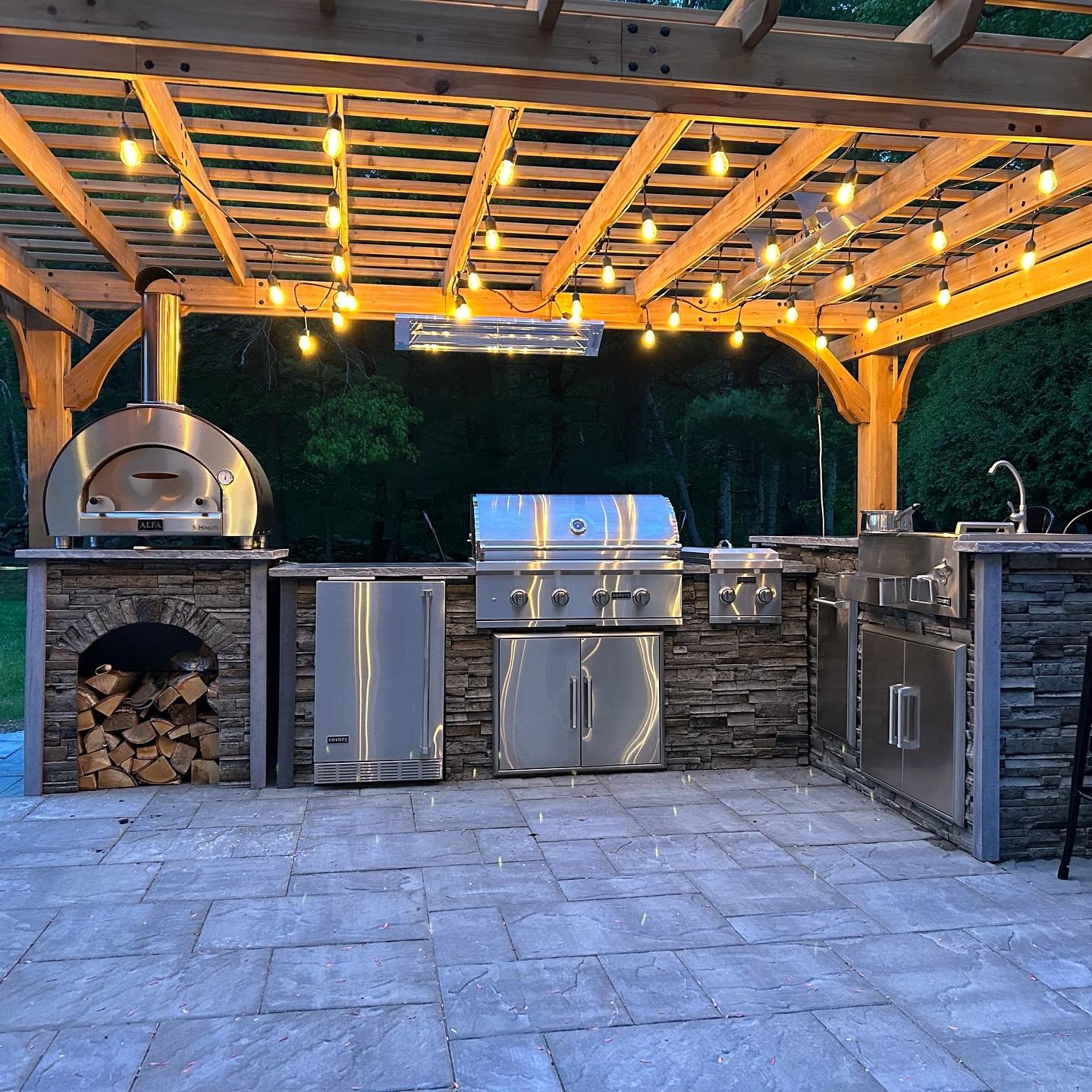Outdoor Kitchen Ideas for Stylish Entertaining - Comfy Inside